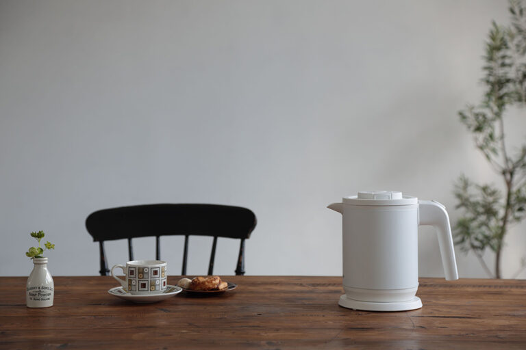 Steamless electric kettle PCK-A081 - Tiger-Corporation