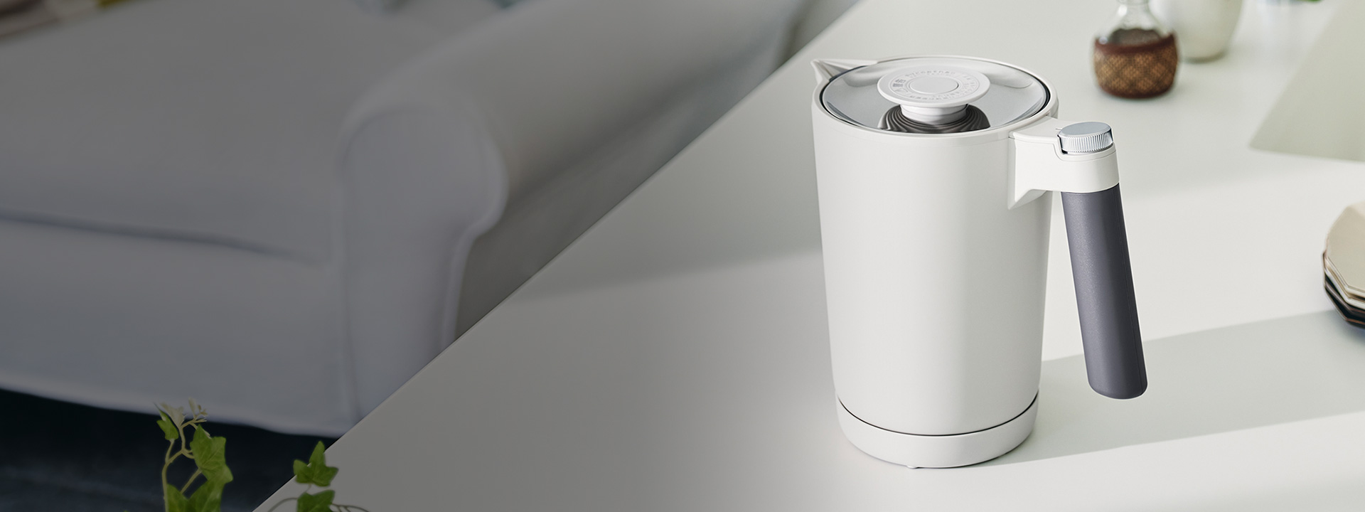 Steamless Electric Kettles ‹7SAFE+› PTQ-A100 - Tiger-Corporation