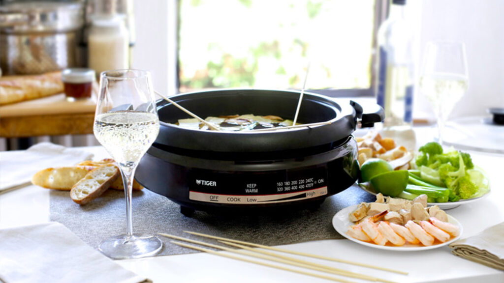 How To Make Healthy And Easy Hot Pot At Home Using An Electric Hot Pot ...